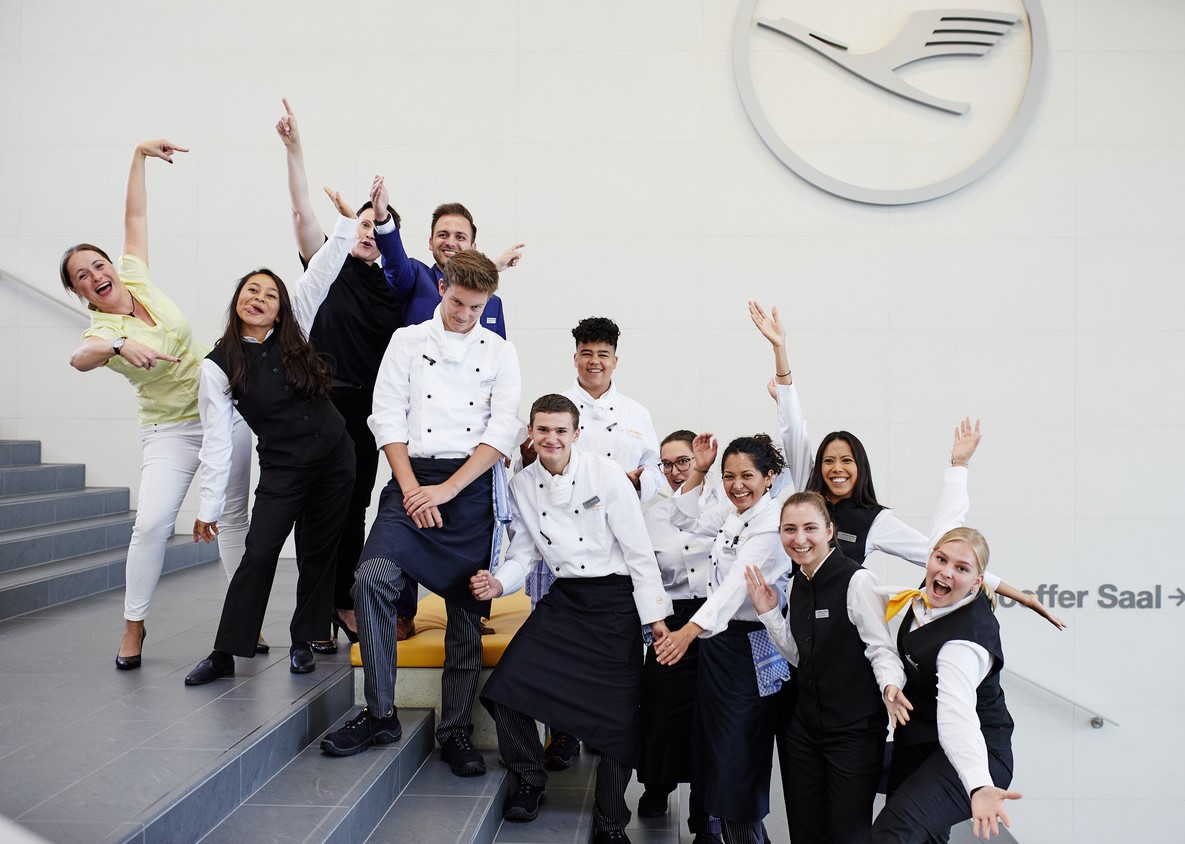 Neun neue Auszubildende starten ins Berufsleben | Tagungshotels Online News