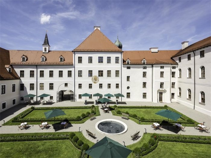 Kloster Seeon, Tagungshotel in Seeon - Tagungshotels-online.de